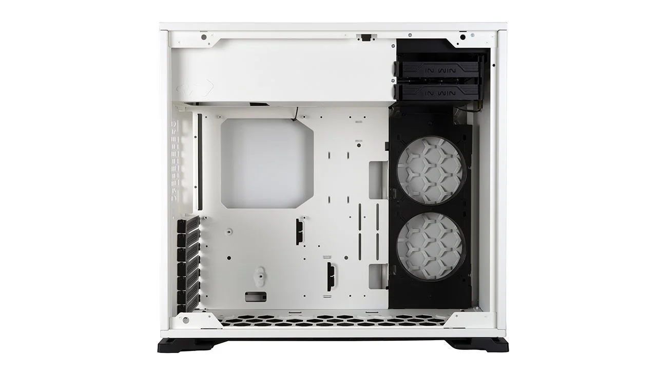InWin 103 White - DC3 Distribution